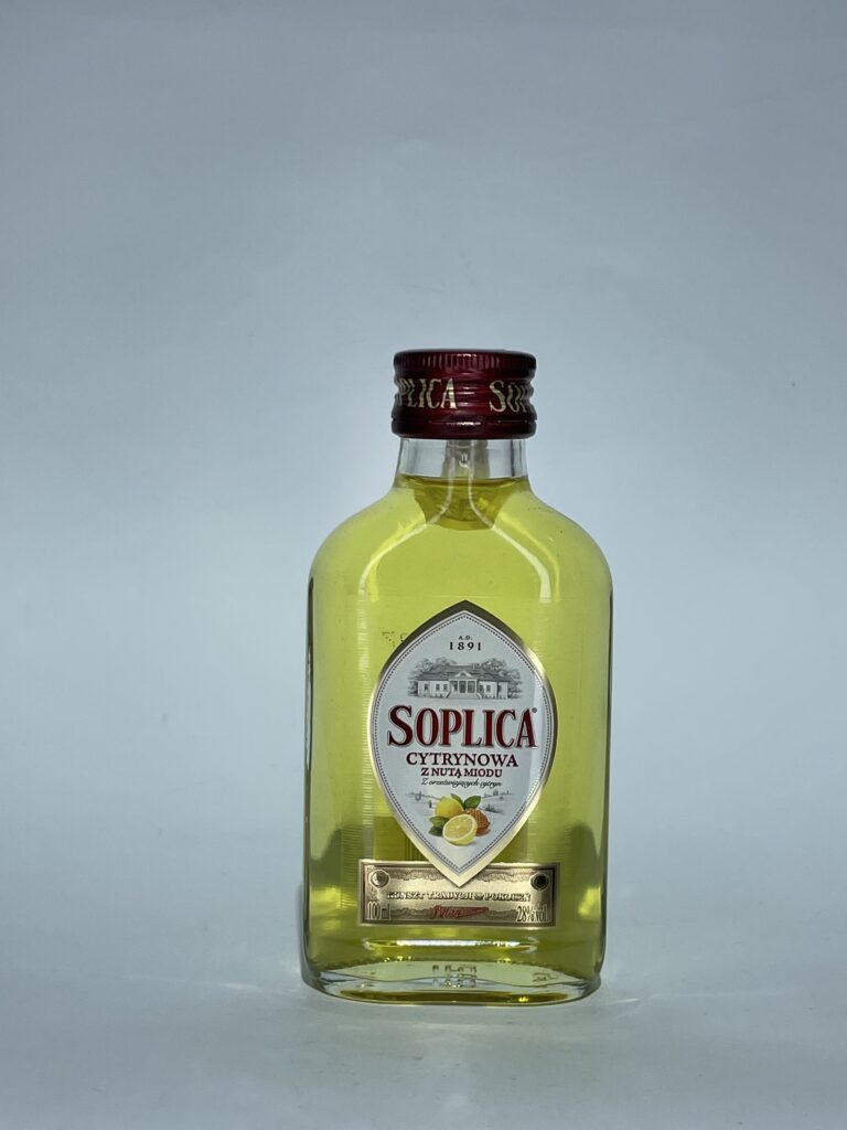 SOPLICA CYTRYNOWA Z NUTĄ MIODU / 0,1L / 28% – Marco polo Alkohole Świata